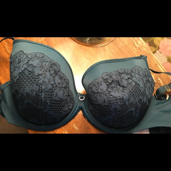 Bravissimo | Intimates & Sleepwear | Nwt Plunge Bra Bravissimo Moulded ...